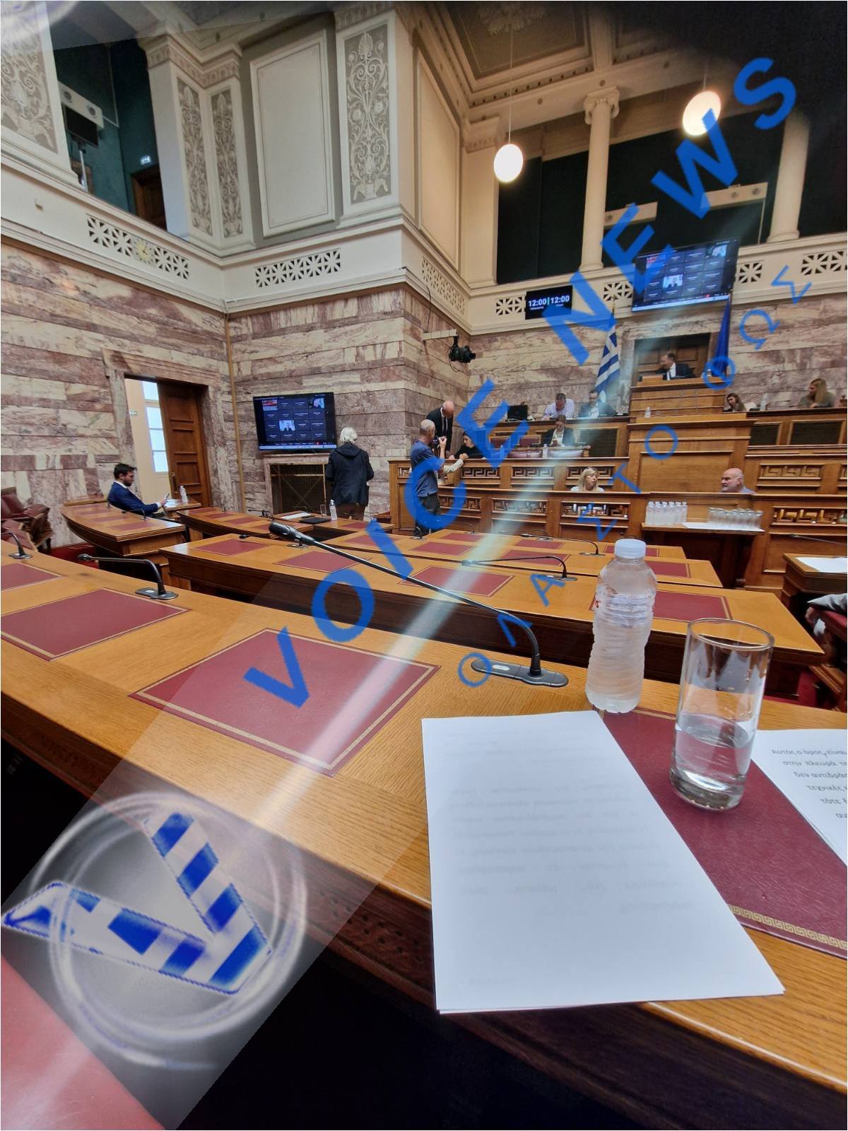 ΒΟΜΒΑ ΜΕΓΑΤΟΝΩΝ! ΝΙΚΗΤΑ ΚΑΚΛΑΜΑΝΗ, ΠΑΙΡΝΕΙΣ ΤΗΛΕΦΩΝΟ ΚΑΙ ΚΛΑΙΣ; ΔΕΙΤΕ ...