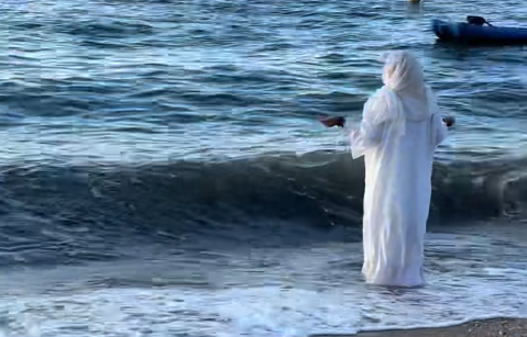 ΜΥΣΤΗΡΙΩΔΕΣ ΤΕΛΕΤΟΥΡΓΙΚΟ ΣΕ ΠΑΡΑΛΙΑ ΤΟΥ ΒΟΛΟΥ: ΒΙΝΤΕΟ ΝΕΑΡΗΣ ΚΟΠΕΛΑΣ ...