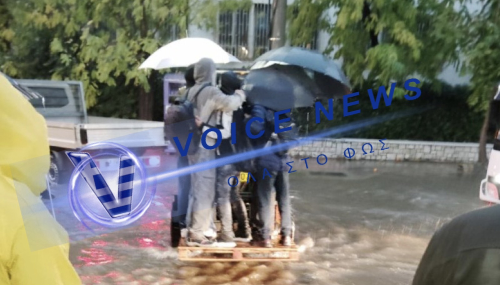 [ΒΙΝΤΕΟ ΚΑΙ ΦΩΤΟΓΡΑΦΙΕΣ] ΕΛΛΑΣ ΤΟ ΜΕΓΑΛΕΙΟ ΣΟΥ! ΠΟΛΙΤΕΣ ΠΑΝΩ ΣΕ ΚΛΑΡΚ ...