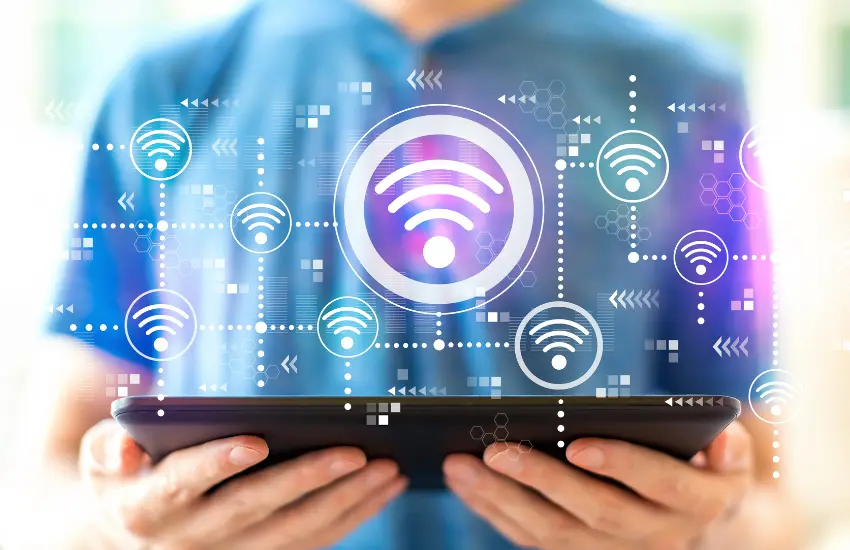 Πώς θα καταλάβετε αν σας «κλέβουν» το Wi-FI - Τι να κάνετε για να ...