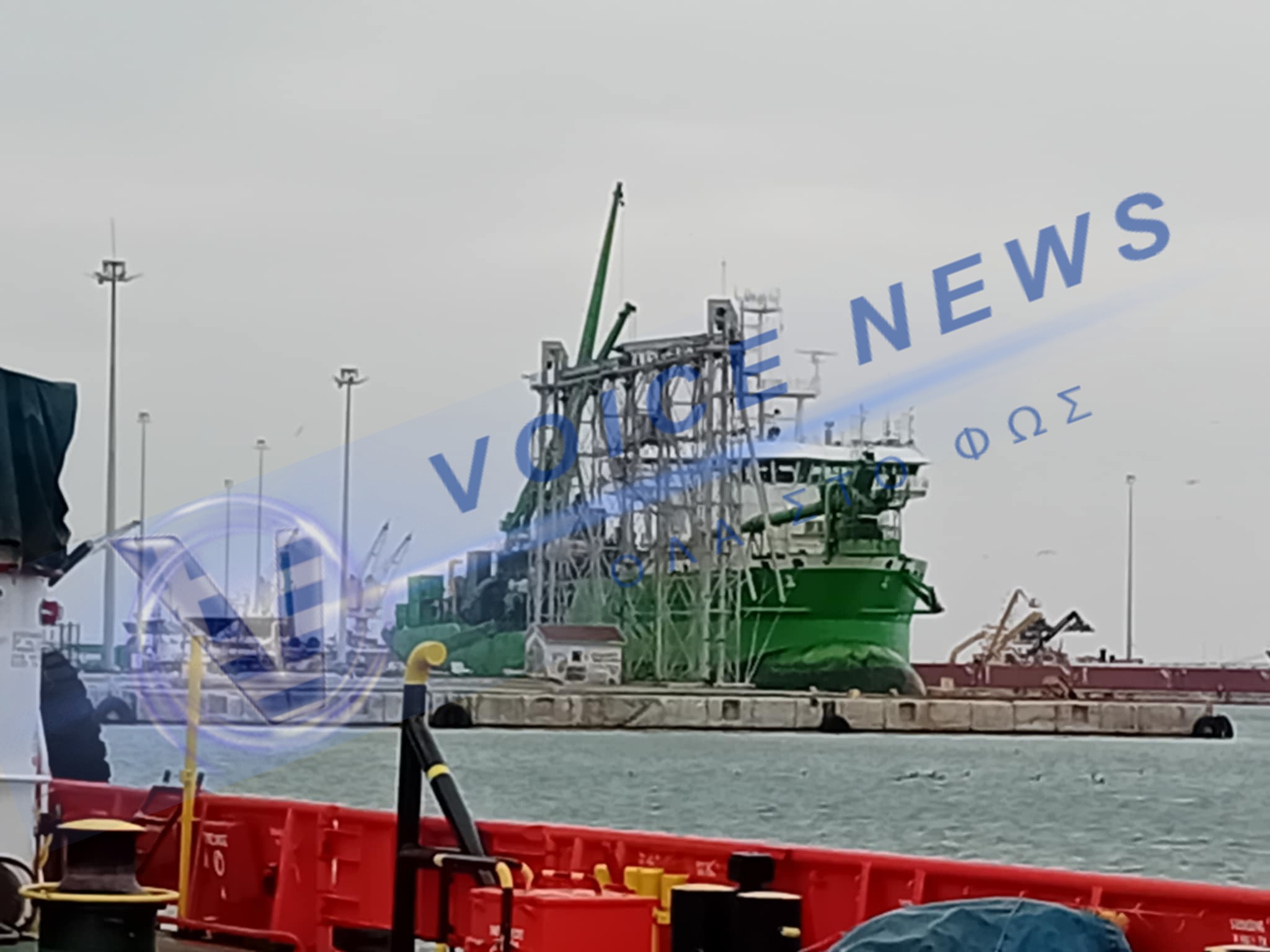 ΑΠΟΚΛΕΙΣΤΙΚΕΣ ΦΩΤΟ! ΟΙ ΑΓΡΟΤΕΣ ΣΤΑ ΜΠΛΟΚΑ ΚΑΙ Ο ΜΗΤΣΟΤΑΚΗΣ ΕΠΙΤΡΕΠΕΙ ΣΕ ...