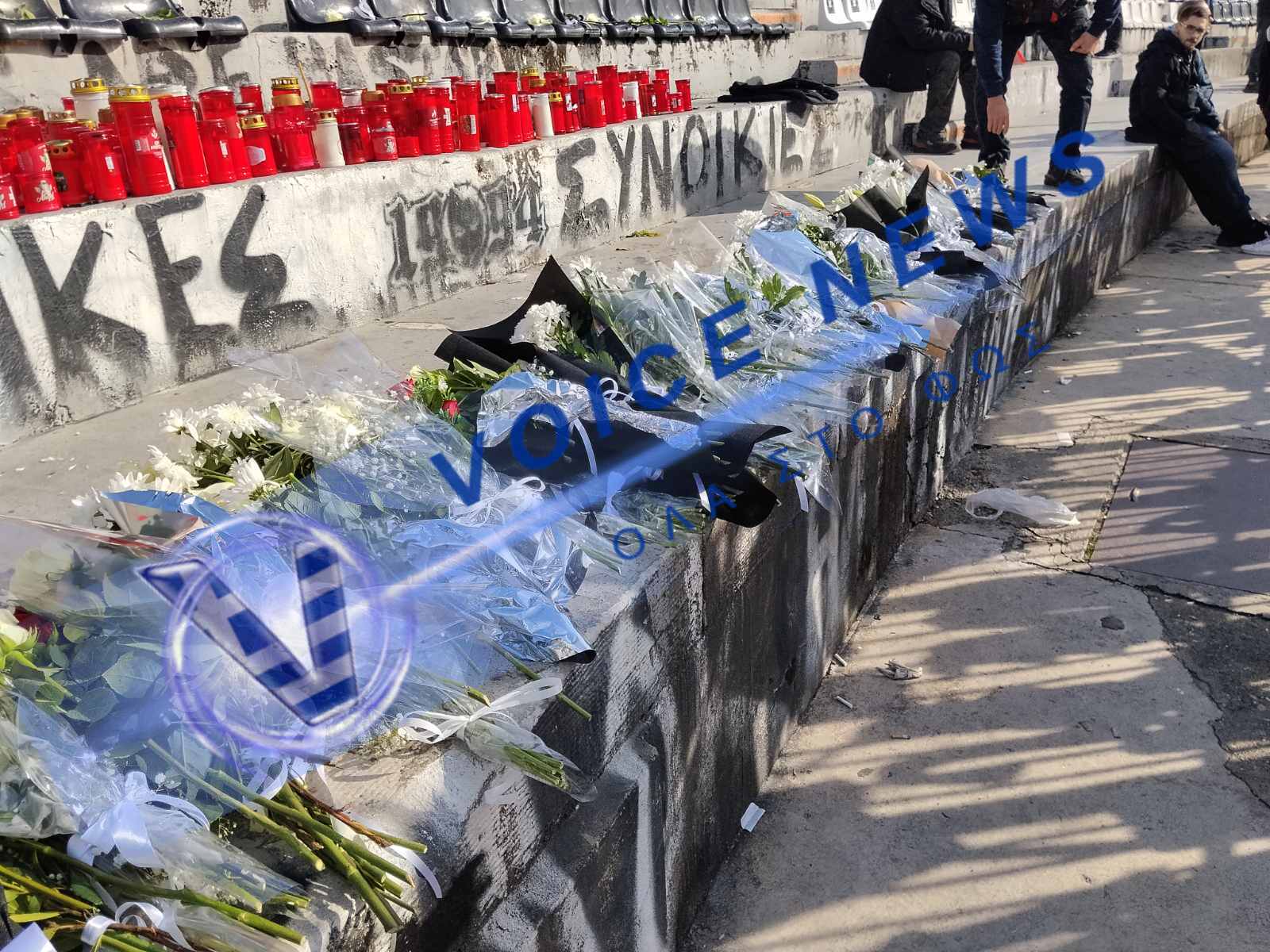 Η ΤΟΥΜΠΑ ΣΕ ΒΟΥΒΗ ΣΥΓΚΙΝΗΣΗ: Ο ΚΟΣΜΟΣ ΤΙΜΑ ΤΗ ΜΝΗΜΗ ΤΩΝ ΧΑΜΕΝΩΝ ΟΠΑΔΩΝ ...